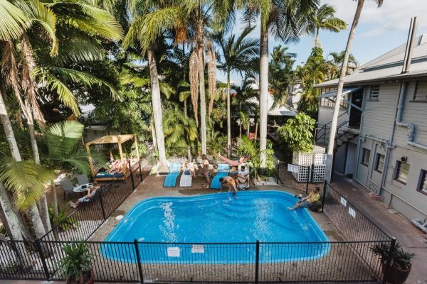 5 Best Backpacker Hostels in Cairns, Australia - Global Gallivanting ...