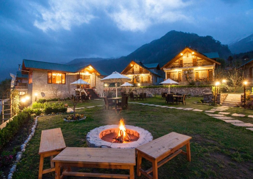The 5 Most Romantic Luxury Hotels and Honeymoon Resorts in Manali ...