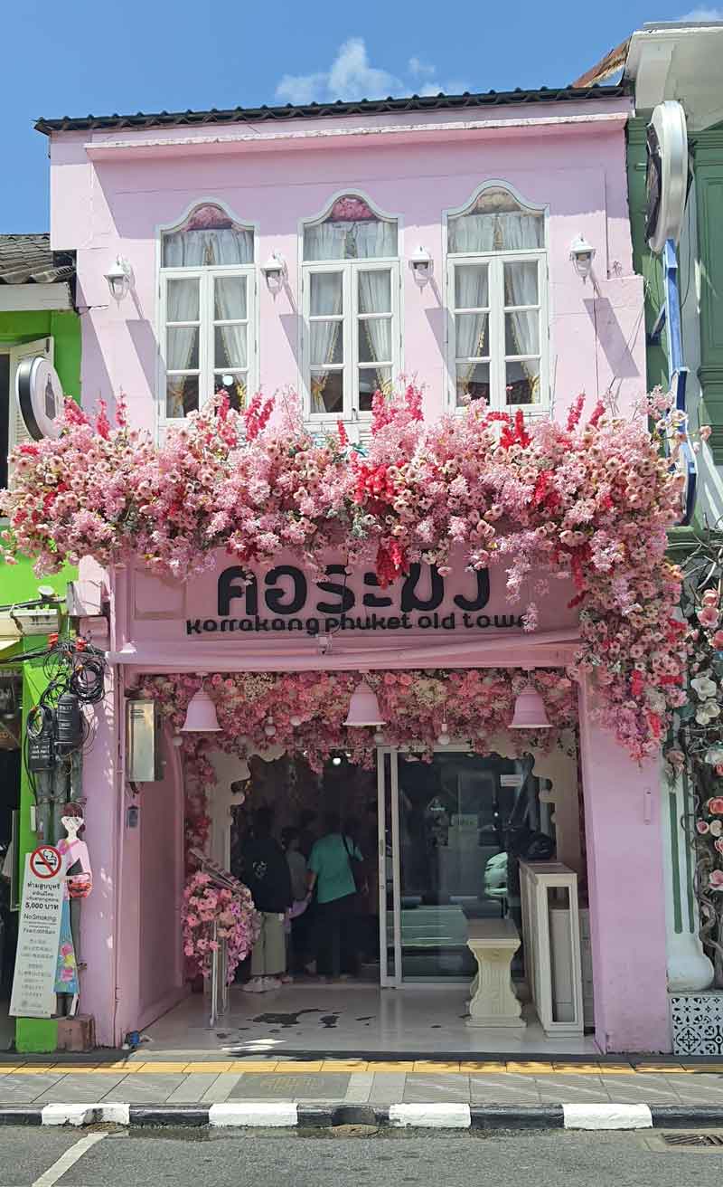 My Guide to Old Phuket Town - A Colorful, Cultural Gem